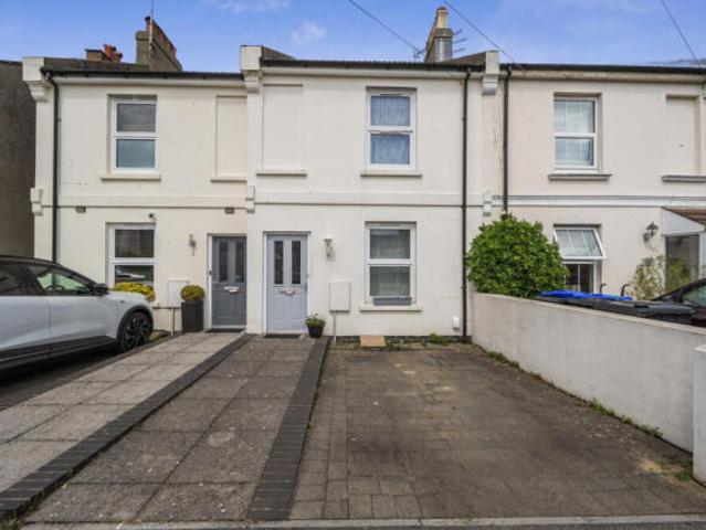 4 bedroom terraced house for sale in Cottenham Road, Worthing, West Sussex, BN11
