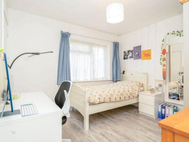 4 bedroom terraced house for sale in Coates Way, Watford, Hertfordshire, WD25