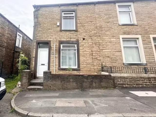 4 bedroom terraced house for sale in Colbran Street, Burnley.