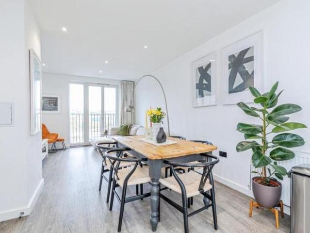 4 bedroom terraced house for sale in Common Creek Wharf, Rochester, Kent, ME1