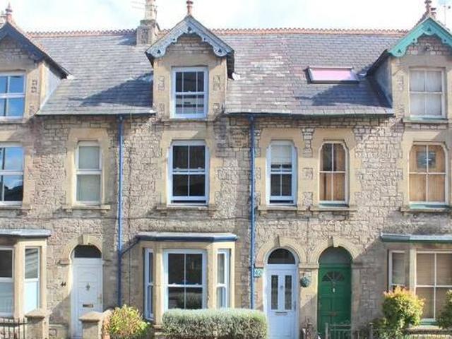 4 bedroom terraced house for sale in Commercial Road Shepton Mallet BA4
