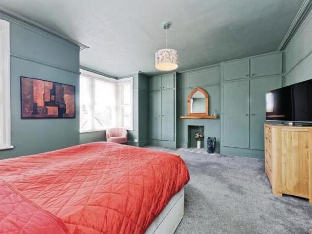 4 bedroom terraced house for sale in Connaught Road, MARGATE, Kent, CT9
