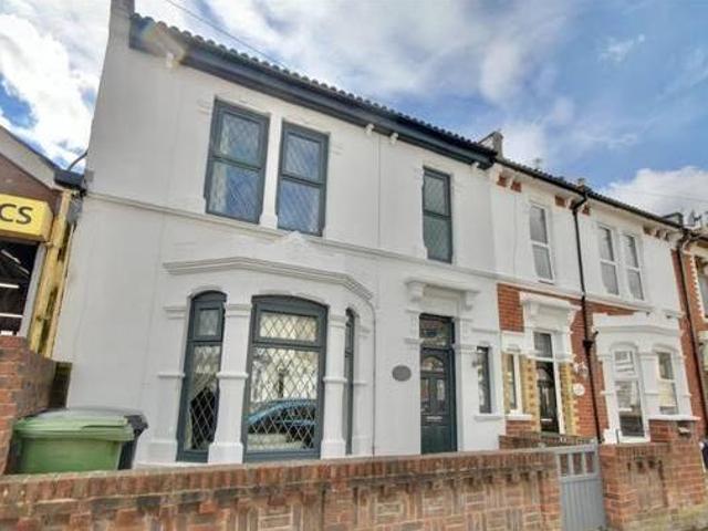 4 bedroom terraced house for sale in Copythorn Road Portsmouth PO2