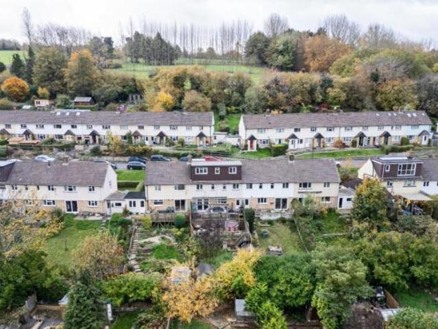 4 bedroom terraced house for sale in Catherine Way, Bath, BA1