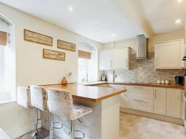 4 Bedroom Terraced House For Sale In Calverley