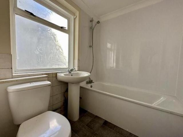 4 bedroom terraced house for sale in Castle Avenue, Rochester, ME1