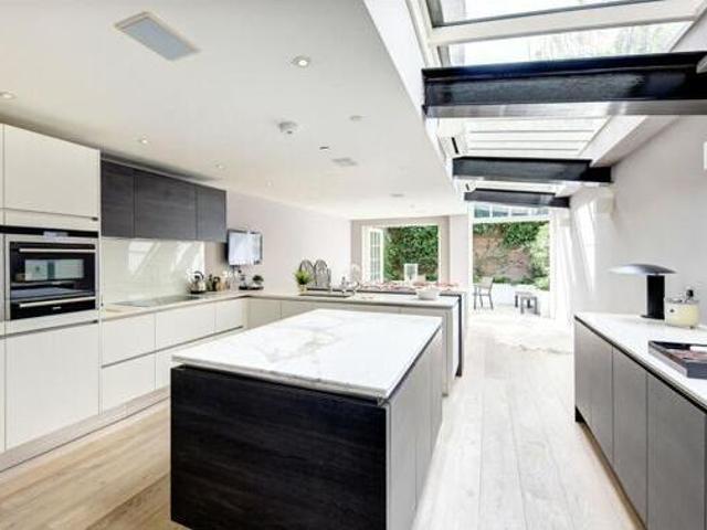 4 Bedroom Terraced House For Sale In Chelsea