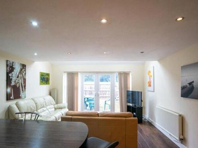 4 Bedroom Terraced House For Sale In City Centre, Leicester