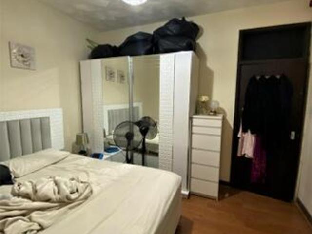 4 bedroom terraced house for sale in City Road, Cardiff City, CF24