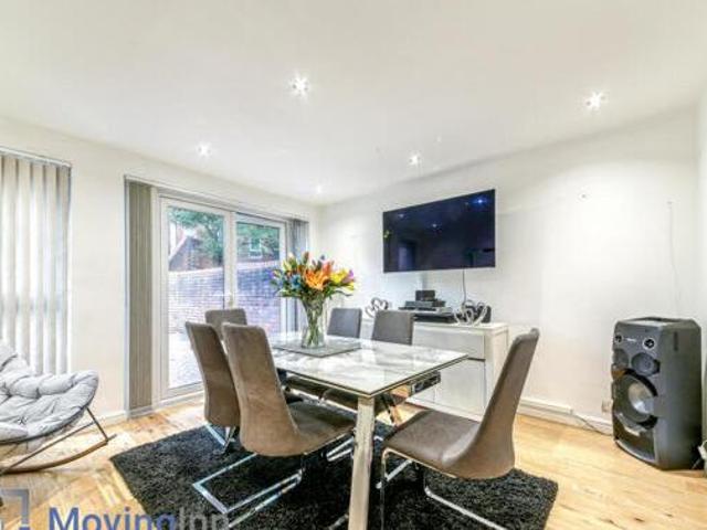 4 Bedroom Terraced House For Sale In Clapham