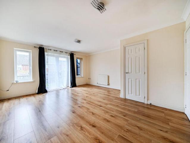 4 bedroom terraced house for sale in Clearwell Gardens, Cheltenham, Gloucestershire, GL52