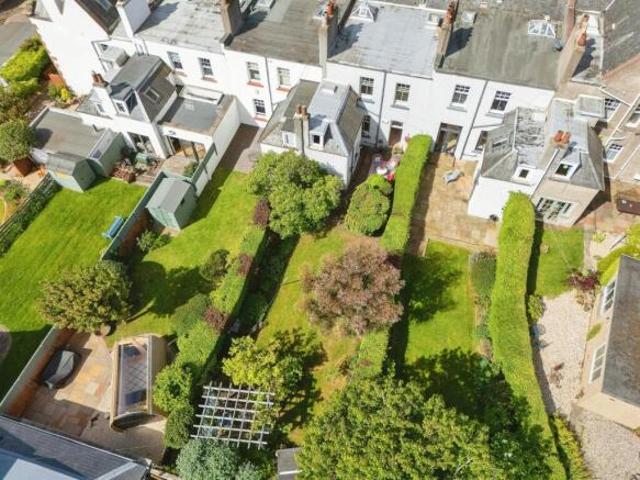 4 bedroom terraced house for sale in Clermiston Terrace, Edinburgh, EH12
