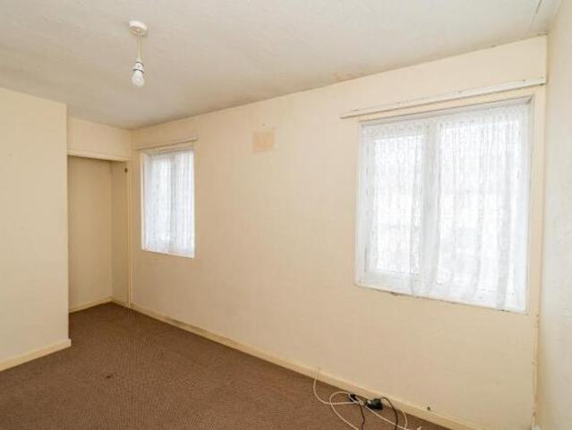 4 bedroom terraced house for sale in Crigdon Close, Southampton, SO16