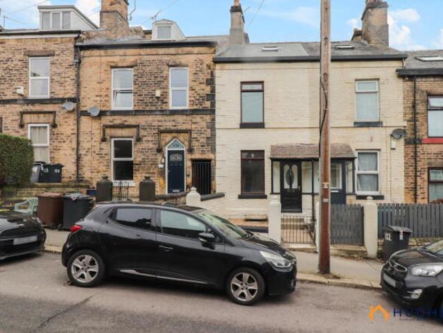 4 bedroom terraced house for sale in Crookesmoor Road, Crookesmoor, Sheffield, S6