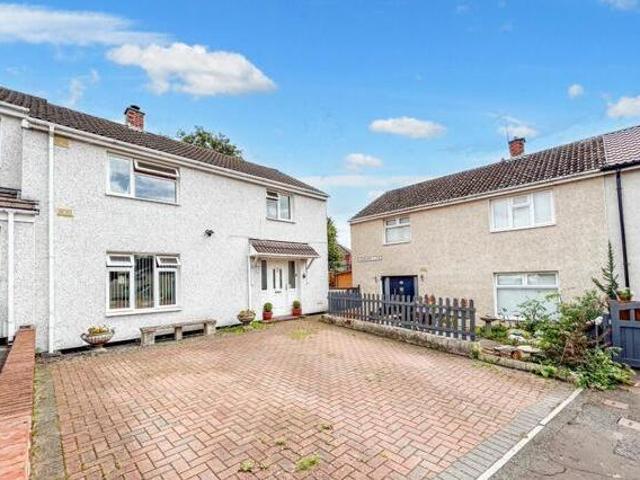 4 Bedroom Terraced House For Sale In Cwmbran