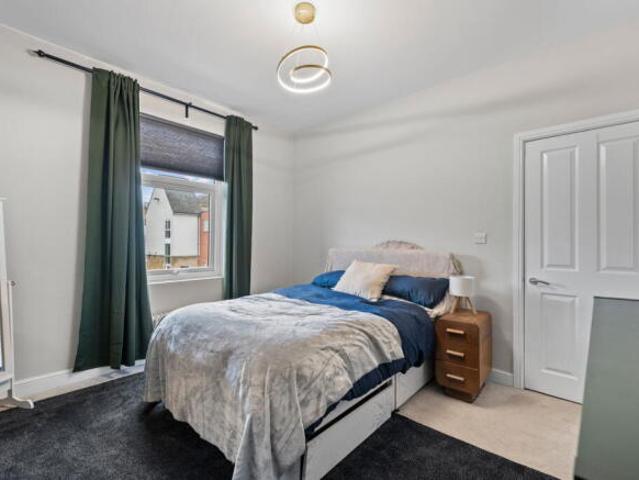 4 bedroom terraced house for sale in Abbeydale Road, Millhouses, S7 2QD, S7