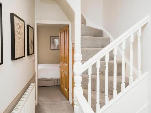 4 bedroom terraced house for sale in Abbots Nook, Chester, CH2