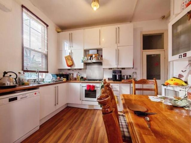 4 bedroom terraced house for sale in Albert Crescent, Lincoln, Lincolnshire, LN1