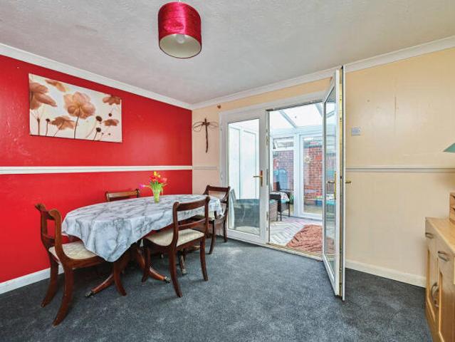 4 bedroom terraced house for sale in Ascension Close, Popley, RG24
