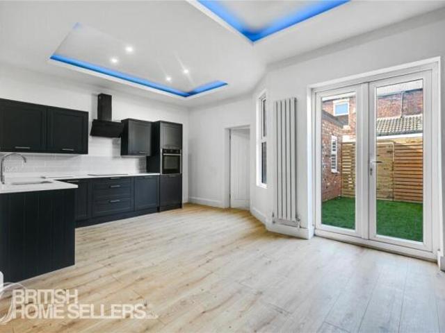4 bedroom terraced house for sale in Ashdale Road, Mossley Hill, Liverpool, Merseyside, L18