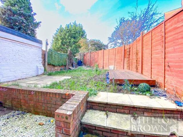 4 bedroom terraced house for sale in Balmoral Road, Northampton, Northamptonshire, NN2