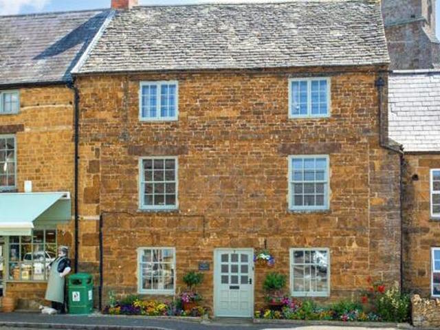 4 Bedroom Terraced House For Sale In Banbury