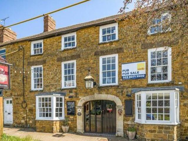 4 Bedroom Terraced House For Sale In Banbury, Oxfordshire