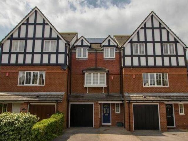 4 Bedroom Terraced House For Sale In Baroness Place