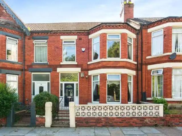 4 bedroom terraced house for sale in Bebington Road, Birkenhea.