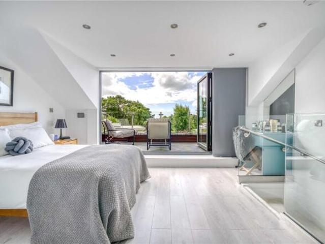 4 bedroom terraced house for sale in Belle Vue Road, Poole, Dorset, BH14