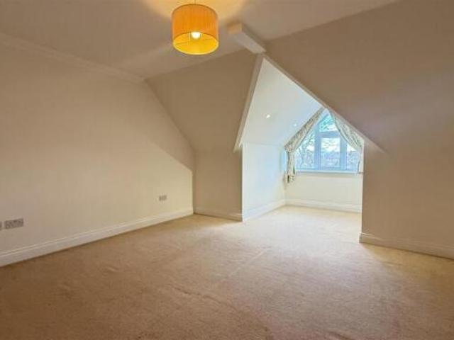 4 bedroom terraced house for sale in Birchwood Road, Parkstone, BH14