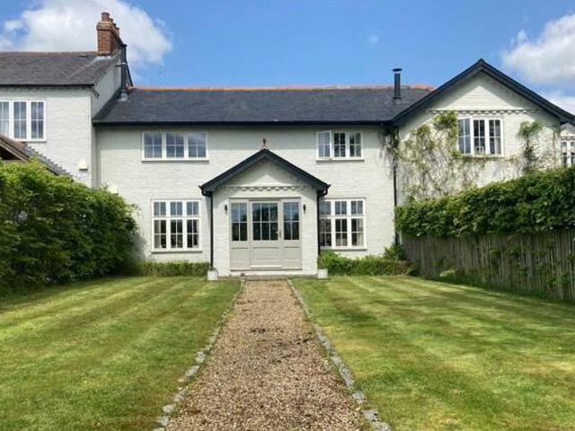 4 Bedroom Terraced House For Sale In Bracknell, Berkshire