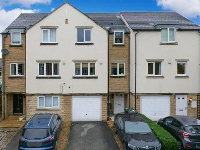 4 Bedroom Terraced House For Sale In Bradford, West Yorkshire
