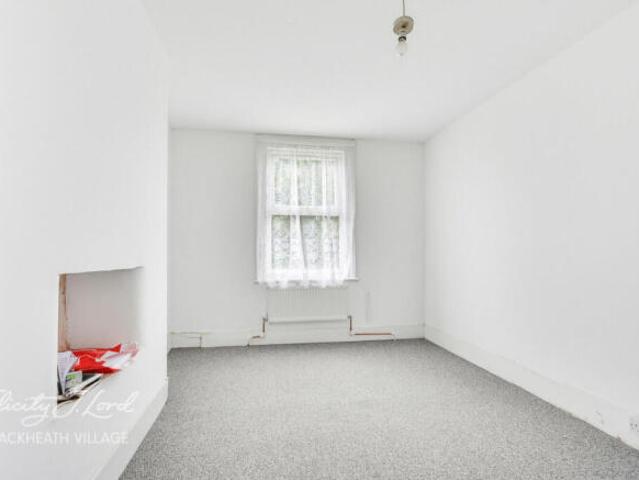 4 bedroom terraced house for sale in Bradgate Road, LONDON SE6