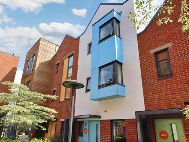 4 Bedroom Terraced House For Sale In Bristol