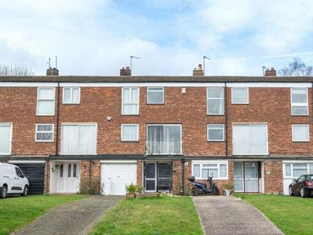 4 Bedroom Terraced House For Sale In Bromley