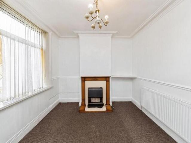 4 bedroom terraced house for sale in Brompton Road, Bradford, BD4