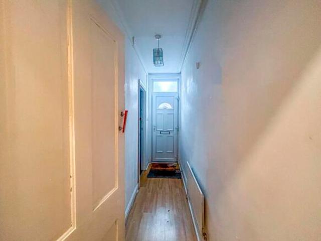 4 bedroom terraced house for sale in Broxtowe Street, Nottinghamshire, Sherwood Nottingham, NG5