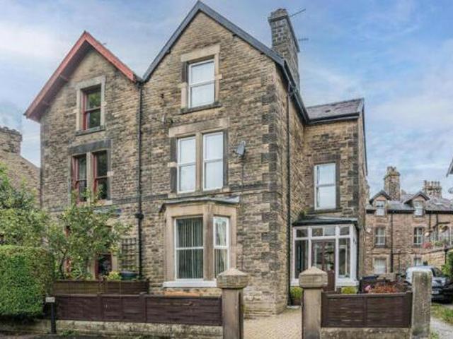 4 Bedroom Terraced House For Sale In Buxton