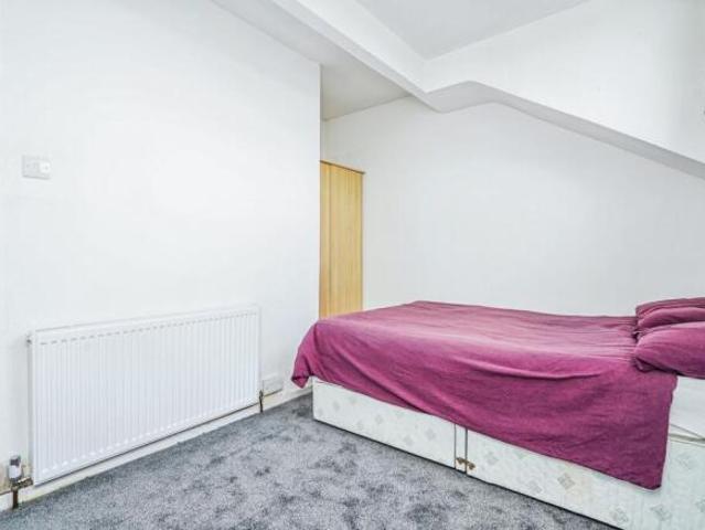 4 bedroom terraced house for sale in Burley Lodge Road, Leeds, LS6