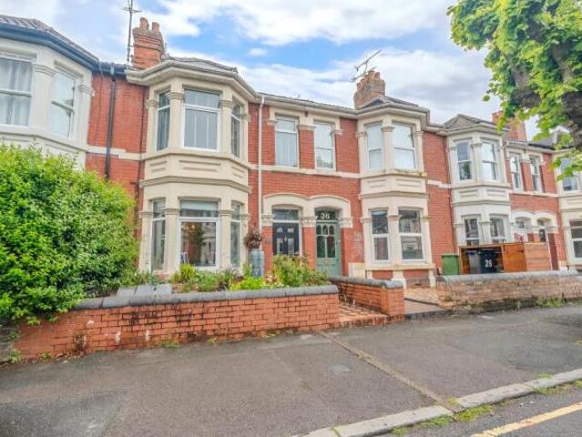 4 bedroom terraced house for sale in Goddard Avenue, Old Town, Swindon, SN1