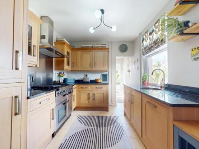 4 bedroom terraced house for sale in Glan Y Nant Road, Whitchurch, Cardiff, CF14