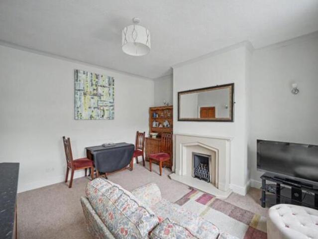 4 bedroom terraced house for sale in Glebe Street, Huddersfield, HD1