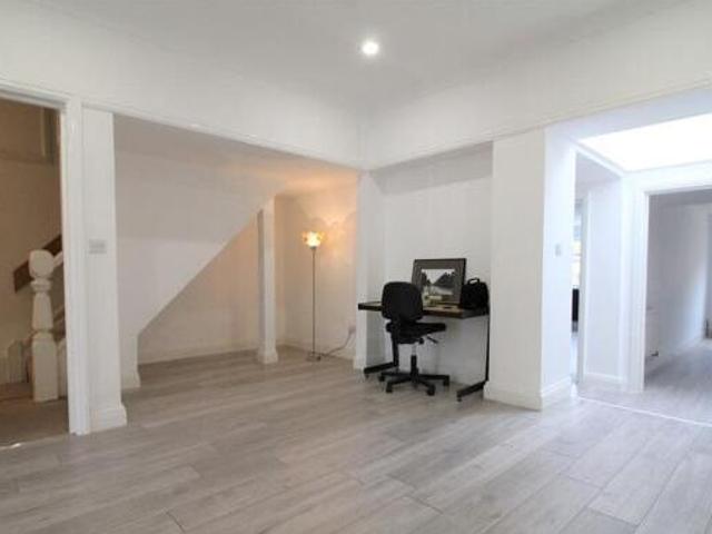 4 Bedroom Terraced House For Sale In Grangetown