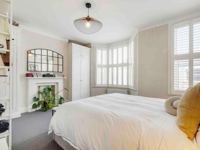 4 bedroom terraced house for sale in Dawes Road, London, SW6
