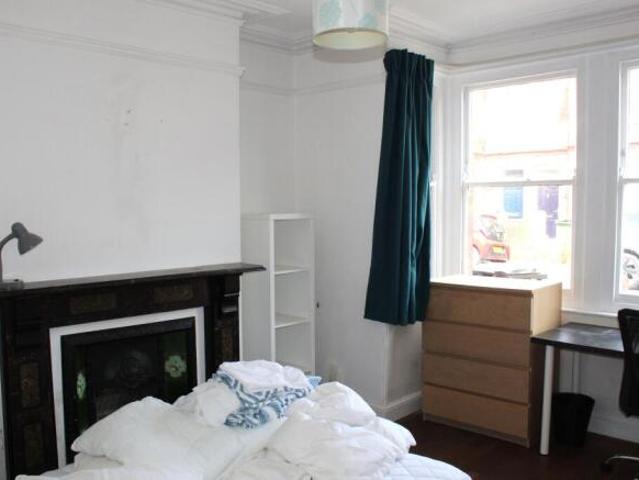 4 bedroom terraced house for sale in Danes Road, Exeter, EX4