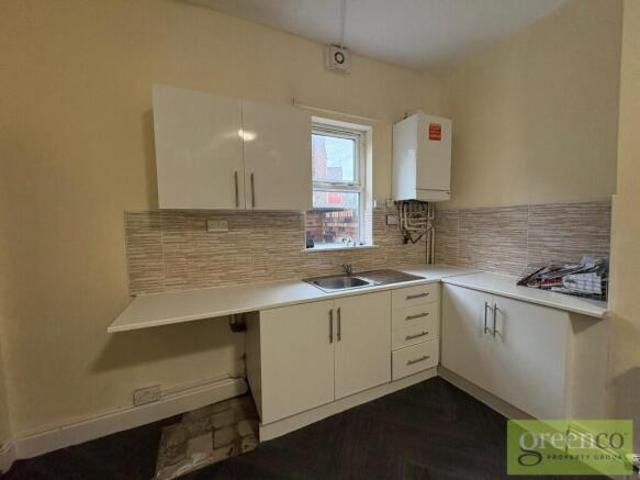 4 bedroom terraced house for sale in Devonshire Street, Salford, Manchester, M7
