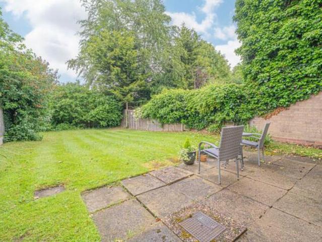 4 bedroom terraced house for sale in Emscote Green, Solihull, B91