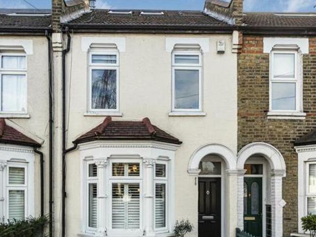 4 Bedroom Terraced House For Sale In Enfield
