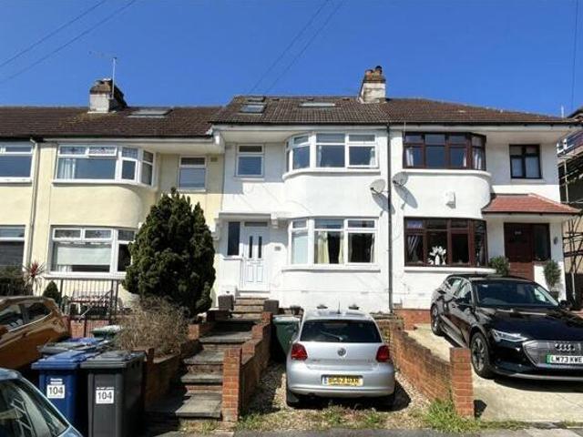 4 Bedroom Terraced House For Sale In East Barnet